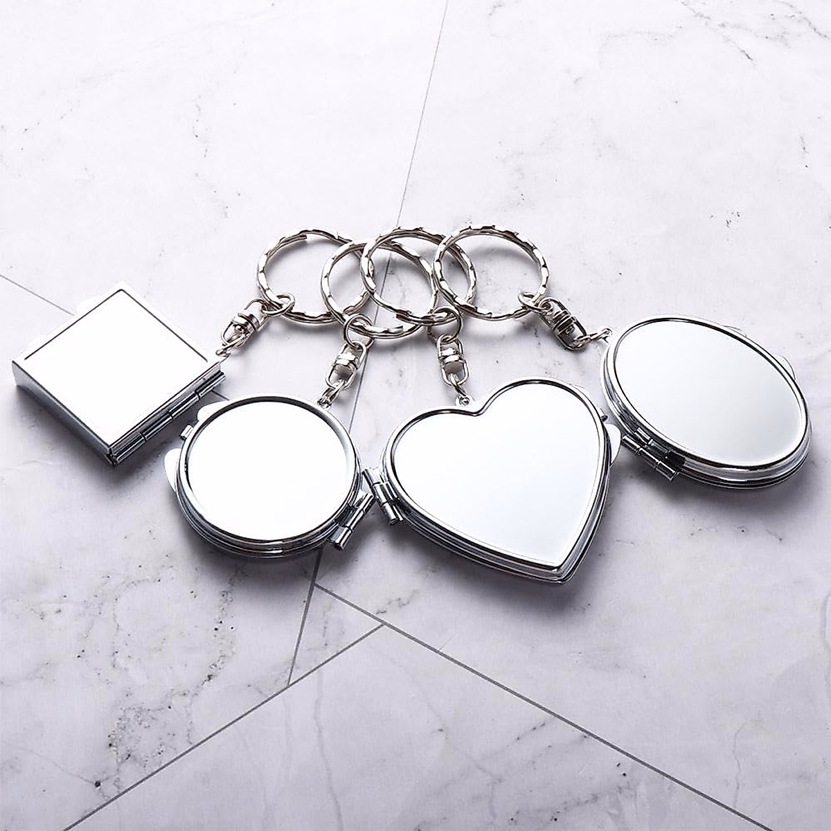 Metal Portable Folding Mirror Key Chain Round Square Heart Shape Cosmetic Mirror Compact Travel Pocket Mirror with Key Ring Keychain(Circular)