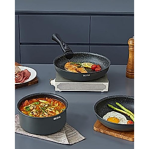 Induction Cookware Set 10 Pieces, Nonstick Pots and Pans Set with Detachable Handles, for All Hobs, Stackable Design, Dishwasher/Oven Safe