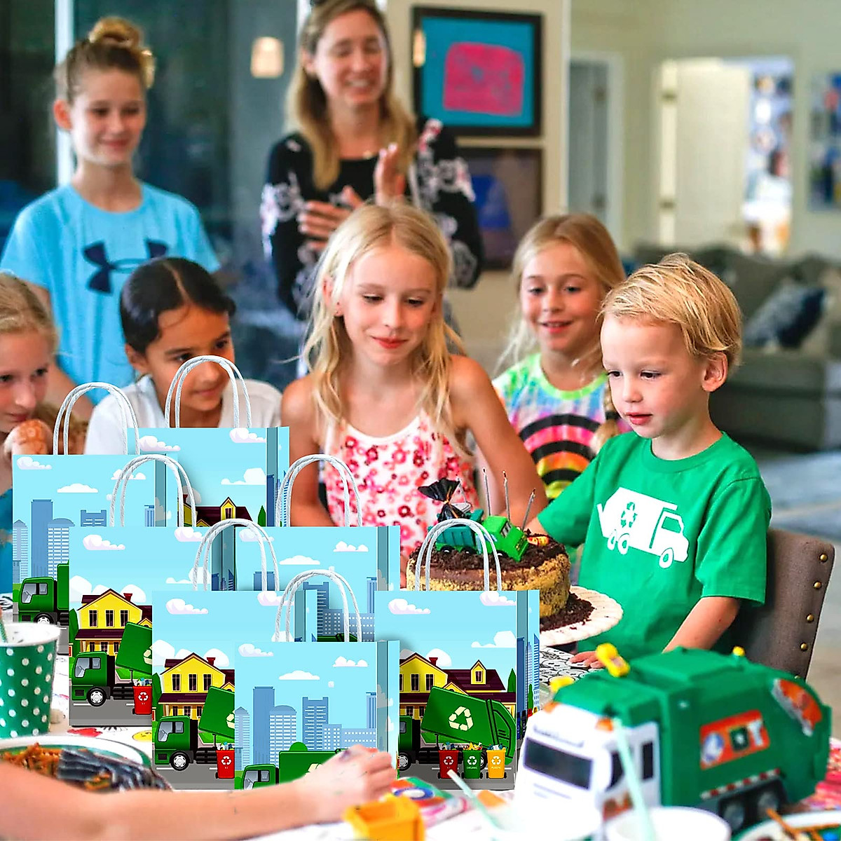 16 Pieces Garbage Truck Goodie Bags,Trash Truck Gift Snacks Treat Candy Party Favors Bags for Waste Management Recycling Theme Party Decorations