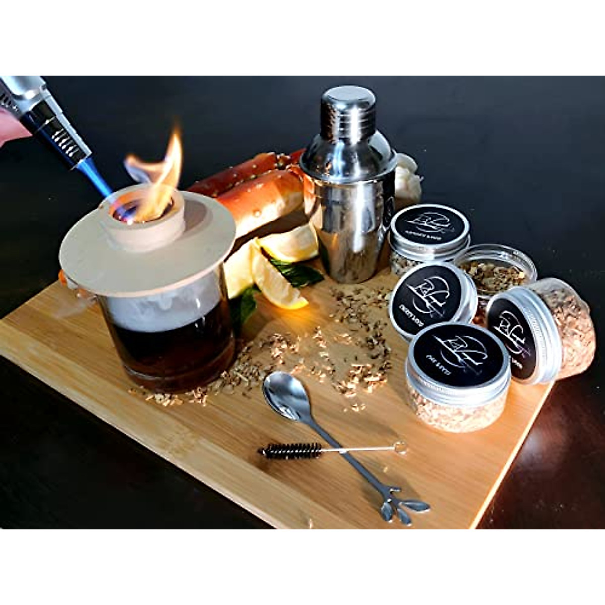 Hello_ReVamped Cocktail Smoker Kit with Torch , Whiskey Included Mixer Four Kinds of Wood Chips Bourbon Drink Infuser for Infused Cocktails, Black, (CS200)