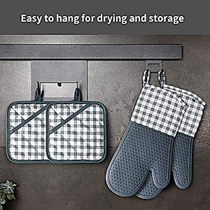 HMHP, Silicone Oven Mitts and Pot Holders 4pcs Sets Kitchen Oven Gloves High Heat Resistant Long Non-Slip Oven Mitt with Quilted Liner and Cotton Hot Pads Potholders Kitchen Baking Cooking (Grey)