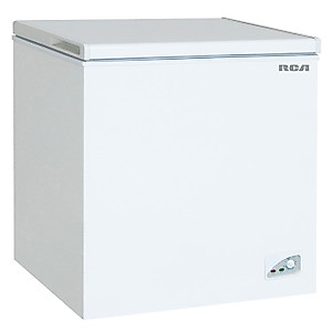 RCA RFRF472 RFRF470-AMZ, 7.0 cu. ft. Chest Deep Freezer, White, 7.1 Cubic Foot