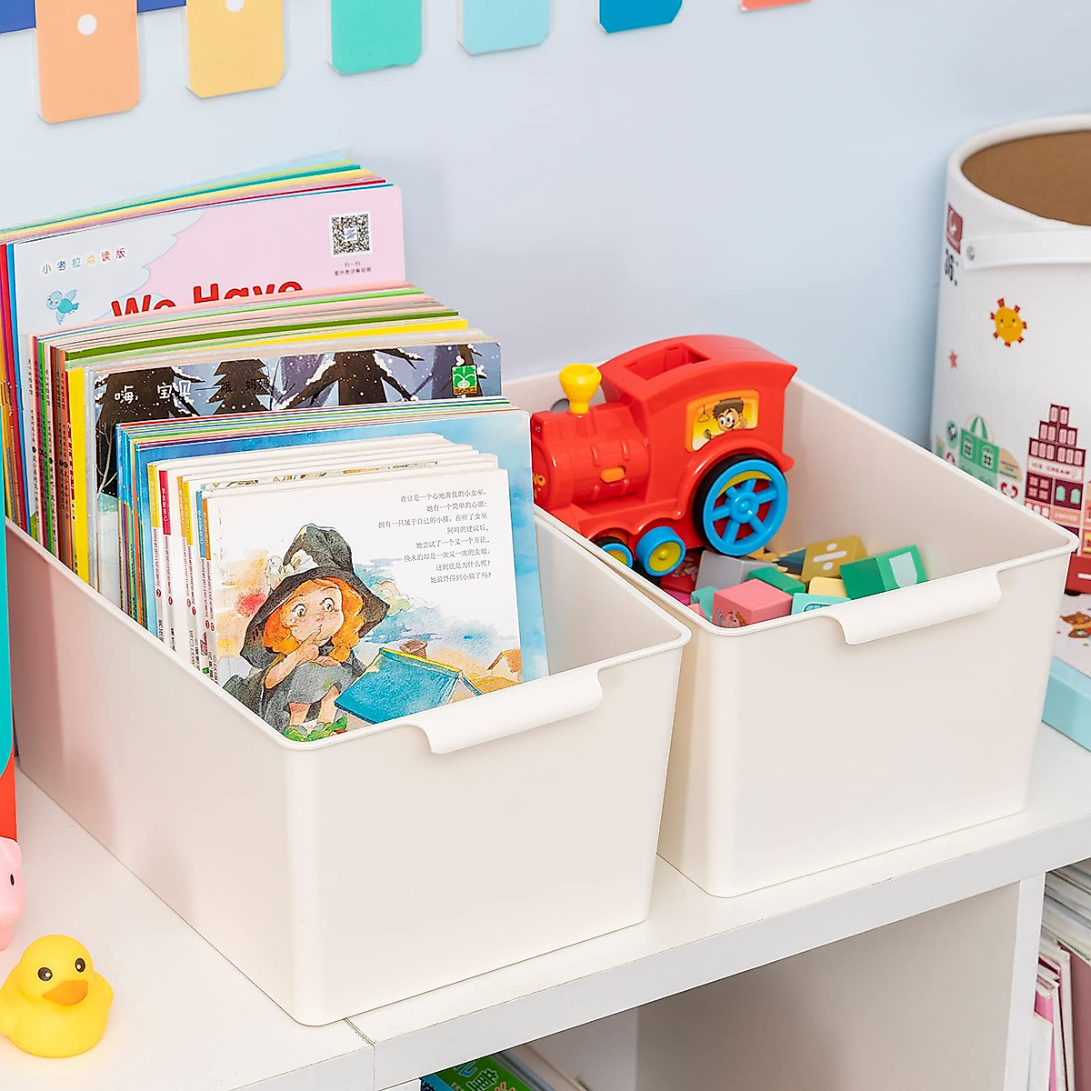 LUFOFOX Set of 2 Plastic Storage Baskets for Shelves with Labels,Small Pantry Organizer,White Storage Tray Baskets for Kitchen,Countertop,Cabinet, Bedroom,Office and Bathroom(Large,White)