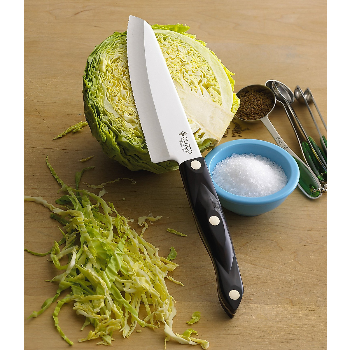 CUTCO Model 3738 Hardy Slicer.6.3" High-Carbon Stainless Double-D® serrated blade.5.7" Classic Brown handle (sometimes called black).In factory-sealed plastic bag.