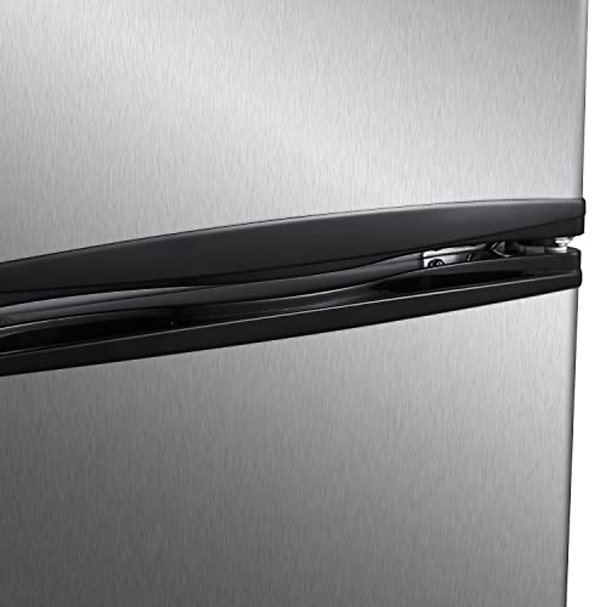 West Bend WBRT31S Mini Fridge for Home Office or Dorm, with Automatic Defrost and Adjustable Temperature, 3.1 Cubic Feet, Metallic