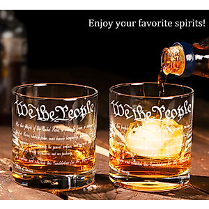 Whiskey Decanter Set for Men, We The People Decanter Set with Glasses, Engraved American Flag Decanter for Liquor Bourbon Gifts for Men Unique Birthday Father's Day Gifts for Men Dad