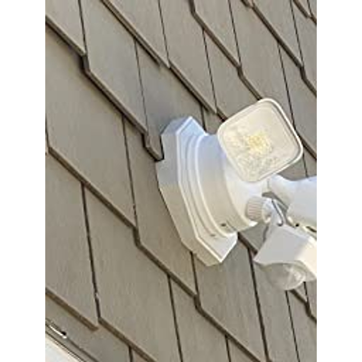 iMBAPrice 8141-1 Vertical Siding Lamp Octagon Mounting Kit with Built-in Box for 1/2 Inch (0.5") Outdoor Vertical Siding Lap