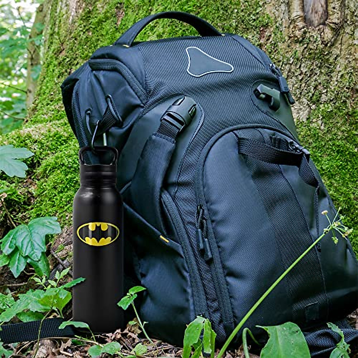 Batman - Logo OFFICIAL Batman Classic Logo 24 oz Insulated Canteen Water Bottle, Leak Resistant, Vacuum Insulated Stainless Steel with Loop Cap, Black
