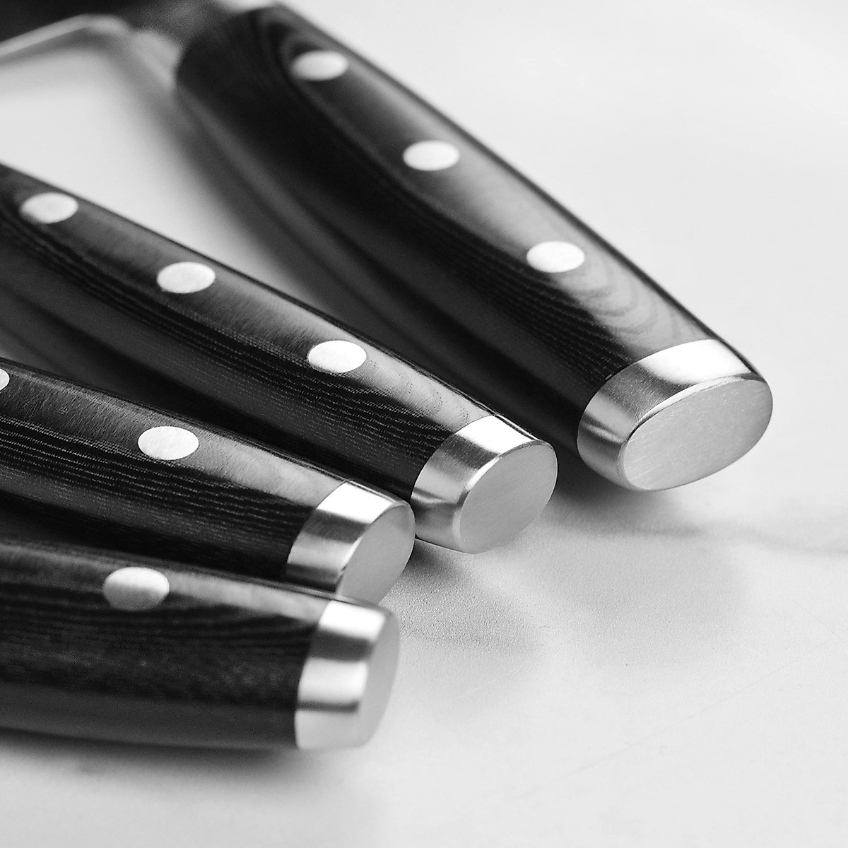 Enso Knife Set - Made in Japan - HD Series - VG10 Hammered Damascus Japanese Stainless Steel with Slim Knife Block - 5 Piece