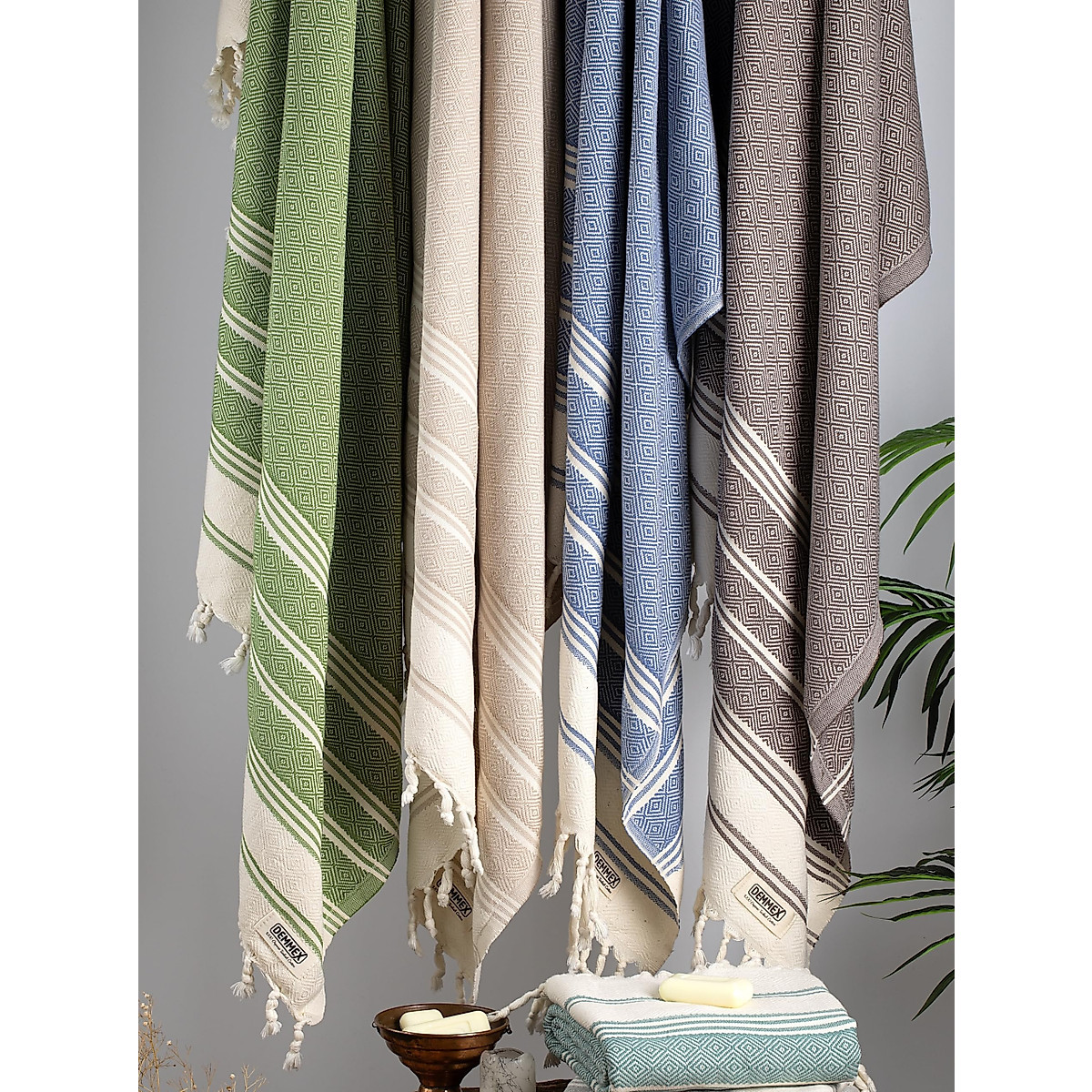 DEMMEX Oversized Turkish Bath Towel - 100% Organic Cotton, Ultra Soft, Quick-Drying, Lightweight Peshtemal, Prewashed, Diamond Weave, Oeko-TEX Certified, 71x36, Luxury Bathroom and Spa Towel, White