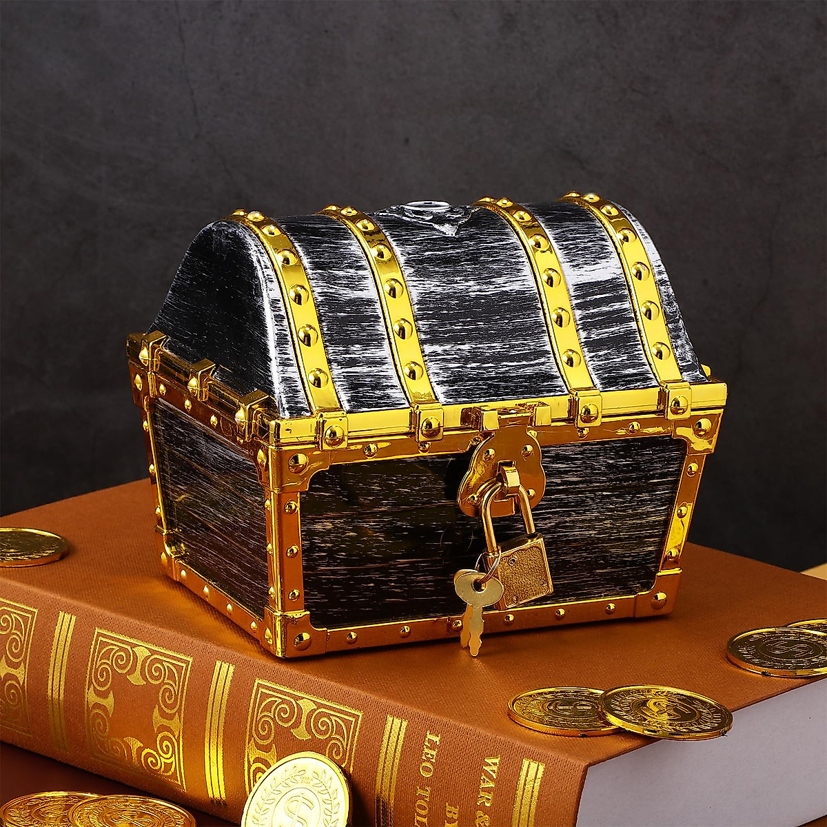 FAVOMOTO Pirate Treasure Chest, Treasures Collection Storage Wood Storage Box Chest with Lock and Key for Christmas Pirate Party Favors