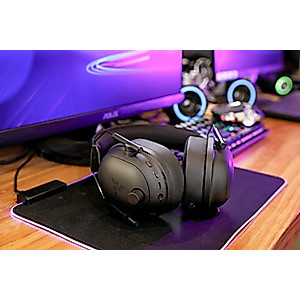 WC Freeze Blackshark - Cooling Gel Earpads for 2020-2022 Razer Blackshark V2 & V2 Pro (Does Not Fit 2023 Model) by Wicked Cushions - Boost Comfort, Thickness, & Sound Isolation | Black