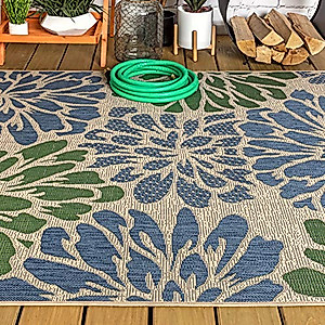 JONATHAN Y SMB110B-4 Zinnia Modern Floral Textured Weave Indoor Outdoor Area-Rug Bohemian Coastal Easy-Cleaning Bedroom Kitchen Backyard Patio Non Shedding, 4 X 6, Navy/Green