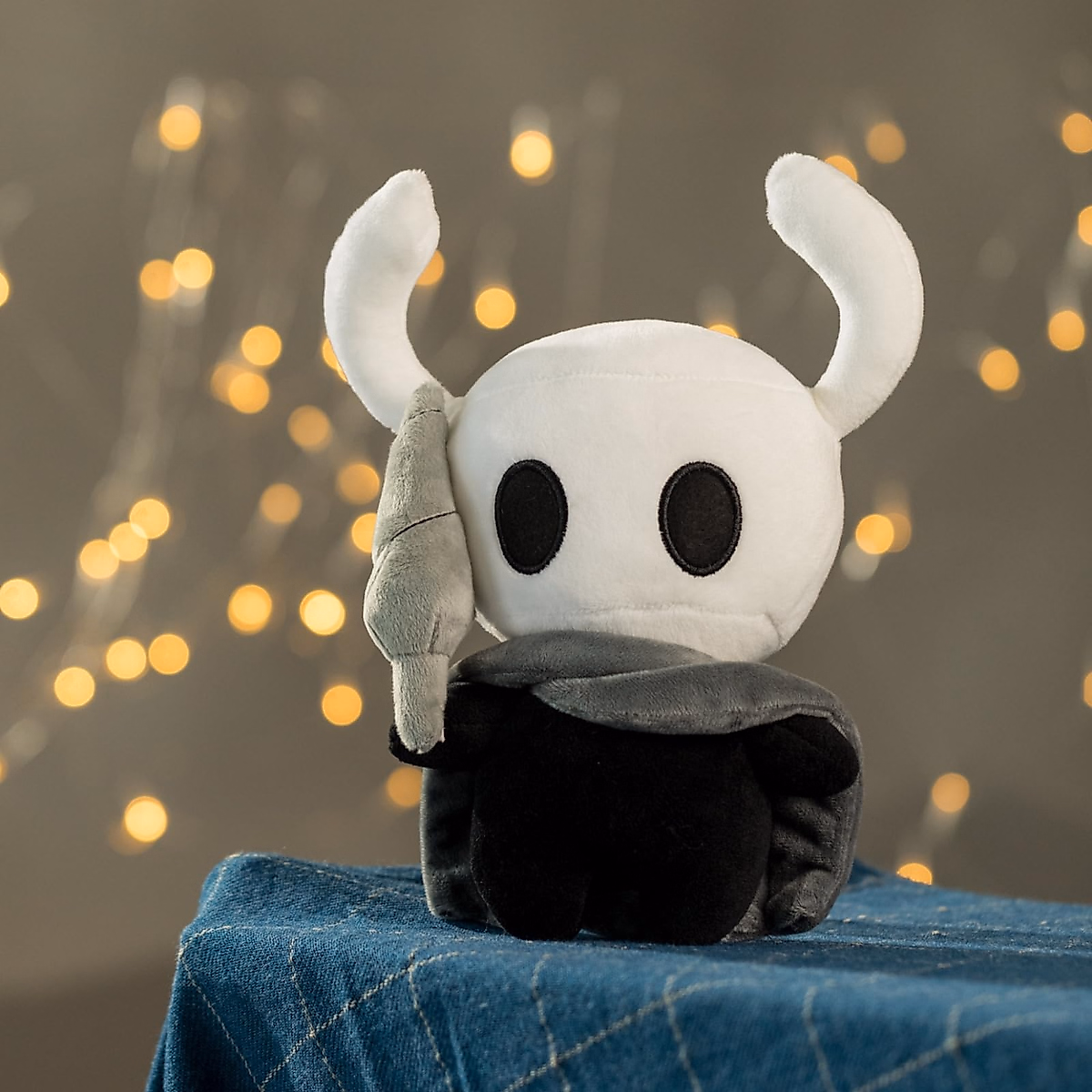 Game Hollow Knight Plush Toy, Cute Kawaii Cartoon Game Character Plush Doll, Soft Hollow Knight Plush Pillow, Great Gift for Kids and Game Fans(12in)