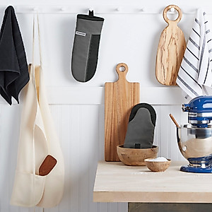 KitchenAid Beacon Two-Tone Non-Slip Oven Mitt Set, Contour Silver/Onyx Black, 5.75"x13", 2 Piece