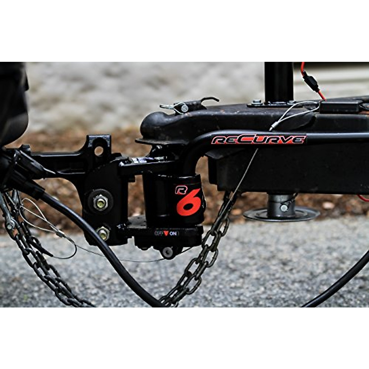 Camco Eaz-Lift ReCurve R6 1,200lb Weight Distribution Hitch | Features 1,400lb Max Tongue Weight Rating, 2-5/16-inch Ball has a 15,000lb Max Rating, and Premium Adaptive Sway Control | (48734)