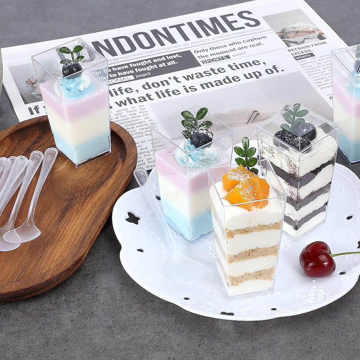 HawHawToys 100 Pack 3 OZ Mini Dessert Cups with Lids and Spoons, Square Tall Plastic Parfait Cups Dessert Shooter Cups for Party, Small Plastic Dessert Cups for Pudding, Appetizers