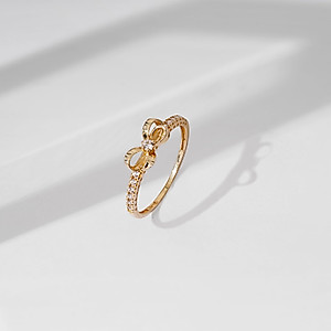 Amazon Essentials 10k Gold Infinite Elements Cubic Zirconia Bow Ring, Size 6 (previously Amazon Collection)