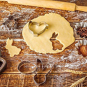 Easter Cookie Cutters, 5 Pieces Chick Carrot Egg Bunny Rabbite Shapes Cookie Cutters Stain Steel Sets Holiday Themed Party Supplies