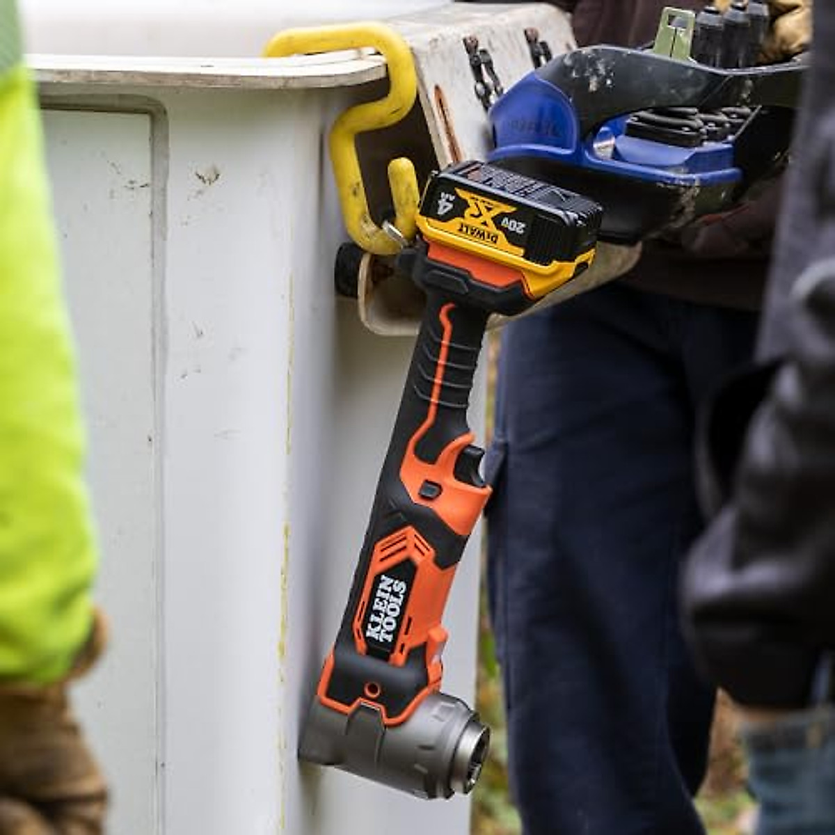 Klein Tools BAT20LW1 Right-Angle Impact Wrench Kit, 300 ft-lb, Compact and Cordless, Includes Batteries, Charger and Carrying Case