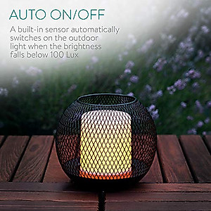 Navaris Outdoor Solar Candles (Set of 2) - LED Candle Lights with Holders - Lantern Lighting with Black Metal Mesh Holder - for Table, Patio, Garden