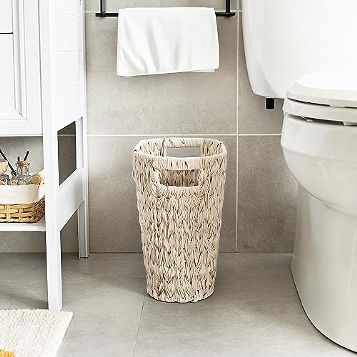 GRANNY SAYS Wicker Trash Can, Waterproof Bathroom Trash Can, Wicker Waste Basket for Bathroom, Decorative Boho Trash Can, Waste Basket for Bedroom, Office, 19 Liters/5 Gallons