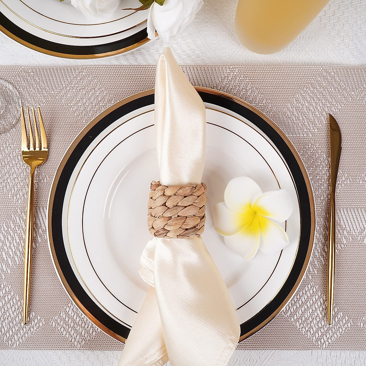 WOHIWO Napkin Rings Set of 12, Farmhouse Napkin Rings Table Decor Handmade by Natural Water Hyacinth, Fall Rustic Napkin Rings for Thanksgiving, Christmas, Wedding Table Dinnerware Decoration Set