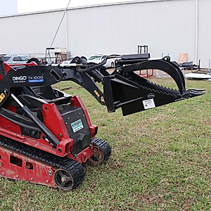 Titan Attachments Mini Skid Steer Stump Bucket Grapple, Quick Tach Mounting Style, Ideal for Tree Stumps, Roots, Buried Rock, Single 3,000 PSI Cylinder