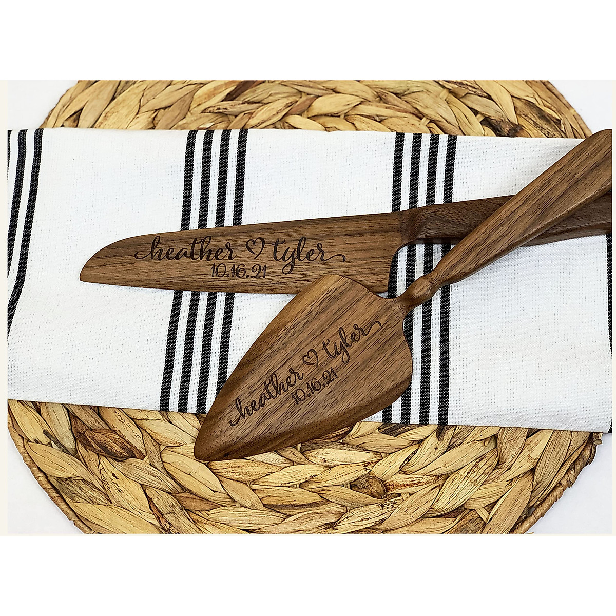 Personalized Wooden Cake Set, Laser Engraved Cake Set With Heart,Wedding Gift,Anniversary Gift,Wooden Knife And Server,Rustic Cake Set,Wedding Cake Cutting Set, Farmhouse Cake Server