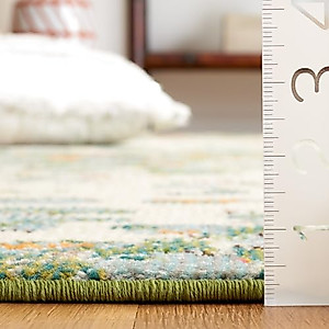 SAFAVIEH Monaco Collection Area Rug - 6'7" Round, Green & Rust, Geometric Design, Slip Resistant, Ideal for High Traffic Areas in Living Room, Bedroom & Dining Room (MNC225W-7R)