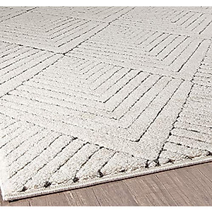 CosmoLiving by Cosmopolitan Area Rug, 8'0"x10'0", Alabaster