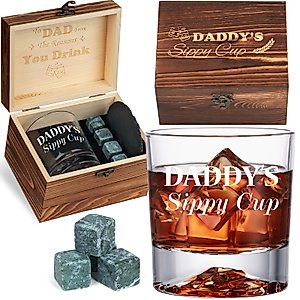 PONPUR DADDY SIPPY CUP Gifts for Men Dad, Daddy, Engraved Whiskey Glass, Christmas Stocking Stuffers, Funny Dad Birthday Gifts for Dad Husband from Wife Daughter Son Kids, Unique Gag Men Gift