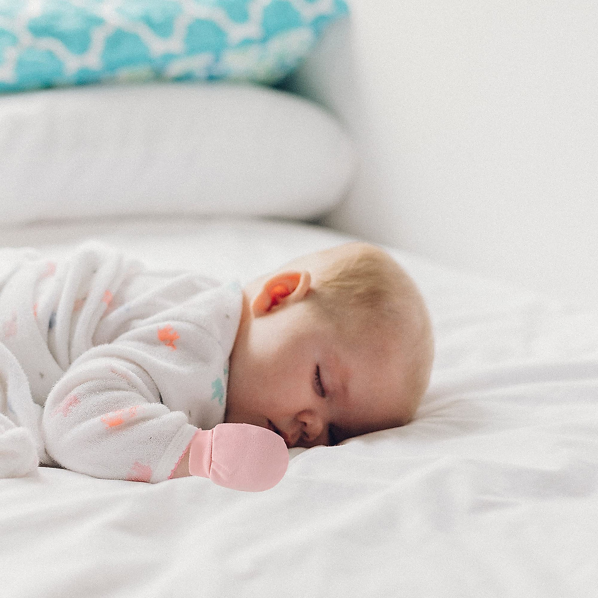 Uttpll Newborn Baby Cotton Mittens Infant Toddler Gloves No Scratch Mittens Breathable Gloves for 0-6 Months Baby Boys Girls Black, White, Grey, Black Grey, Navy, Black White Stripe