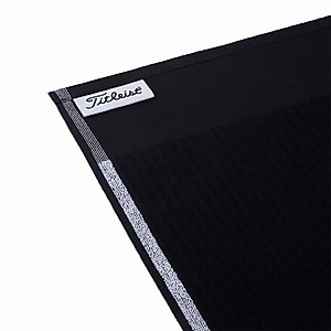 Titleist Black Towel, Black/White, 20 x 40-Inch