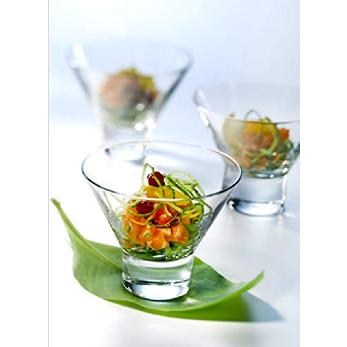 HISTORY COMPANY The Alfred Hitchcock Genuine Original “Tippi” Stemless Martini Cocktail Glass, 4-Piece Set (Gift Box Collection)