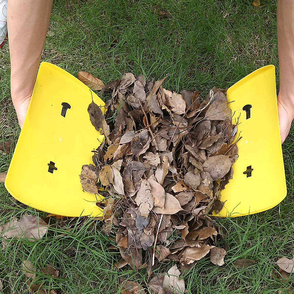 G-BAR Leaf Grabber Set Paw Handheld Hazelnut Leaf Scoop Fast Lawn Remove Fallen Collection Great Tool Lawn Claw Leaf Blade Used to Pick Up Leaves, Grass Clippings, Trash (Yellow)