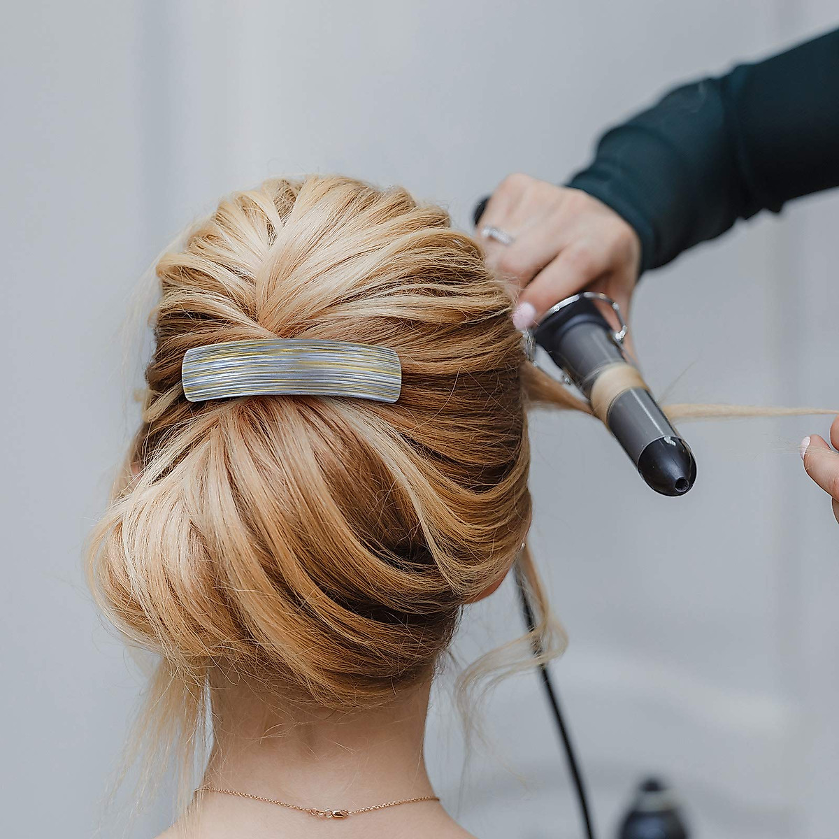 Elcoho 6 Colors Retro Large Hair Barrettes Acrylic Automatic Barrettes Hair Pins for Women Ladies Daily Wearing