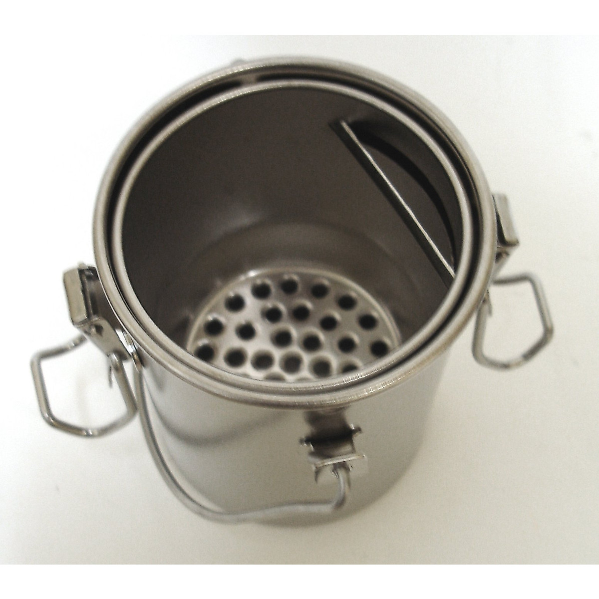 Original Whiskey painters Artist Studio and Travel Stainless Steel Paint Brush and Tool Washer Cleaner 9 oz,Great for Plein air Hanging on Easel and Travel use. Strainer Inside and Handle to Carry.