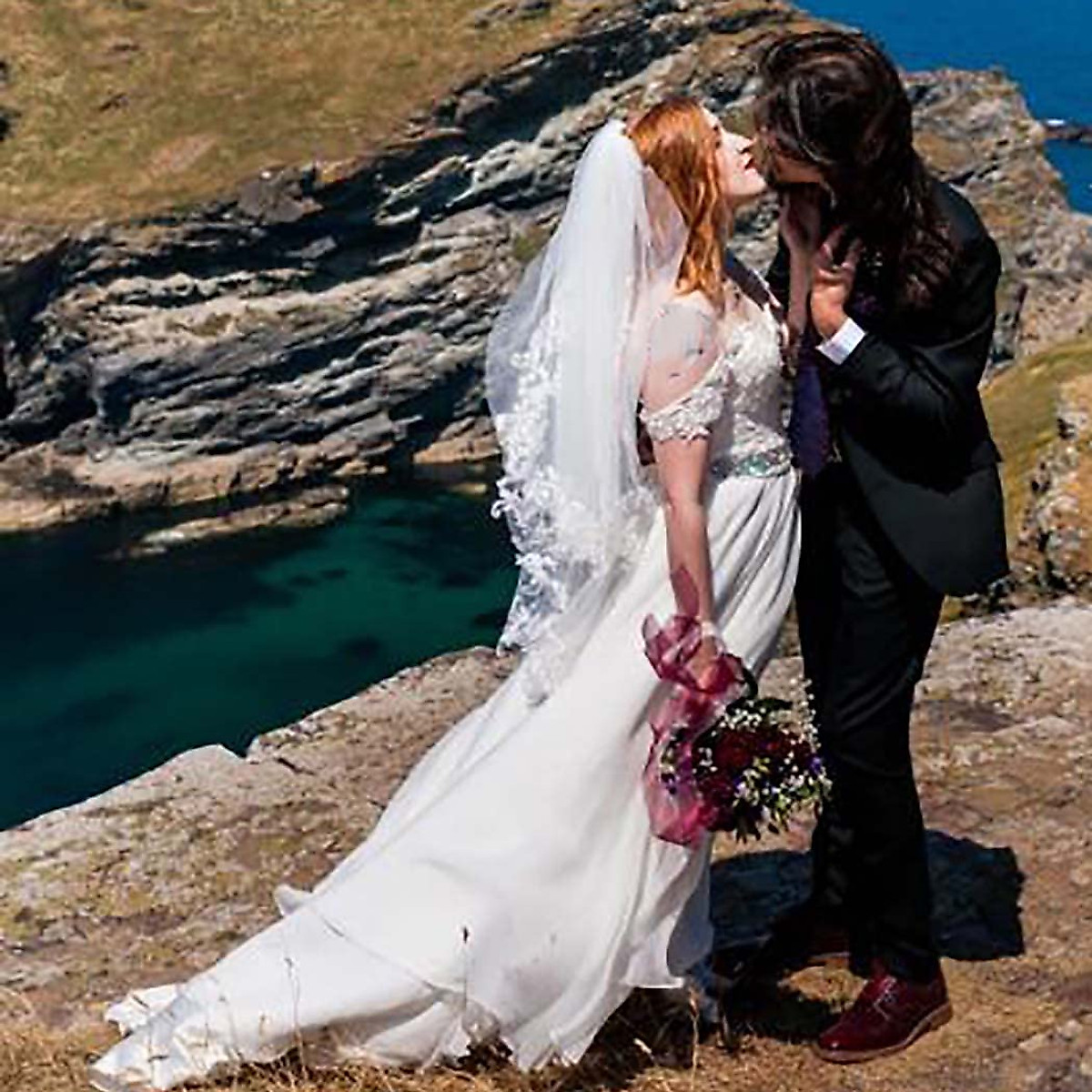 Ursumy Wedding Lace Veil Short Sparkle Waist Veils 2 Tier Soft Tulle Bridal Veils with Comb (White)