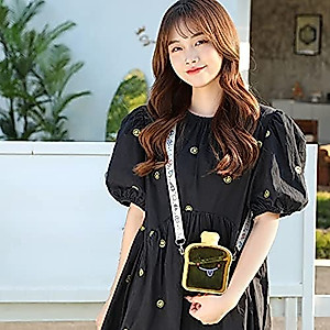 380ML/12.8 Oz Creative Toast Bread Water Bottle,Reusable Portable Leak-Proof Direct Drinking Juice Bottle with Adjustable Shoulder Strap for Beautiful Girls and Students (Yellow)