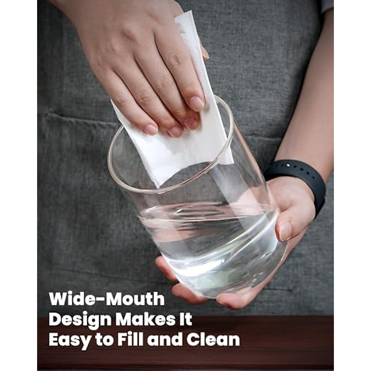 Maestri House Vacuum Coffee Canister Pro, AirTight Coffee Containers, Vacuum Glass Coffee Jar with Coffee Spoon, 40 fl OZ/1.2L Professional Coffee Storage Container for Barista, Gifts (Golden)