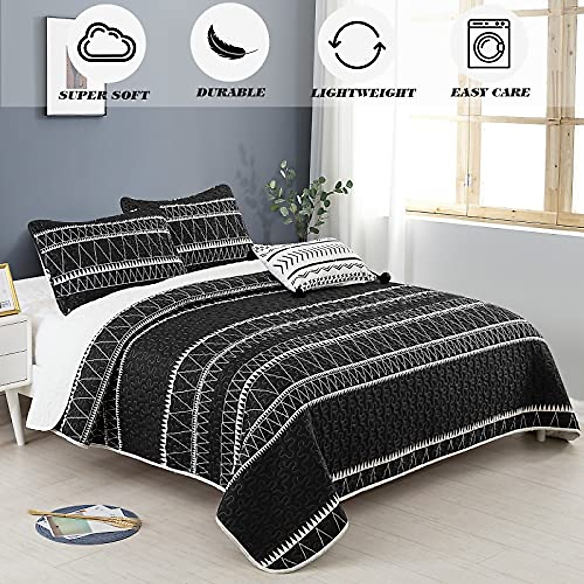 Black Quilt Set King, Black Striped Triangle Pattern Printed Bedspread Coverlet, 3 Pieces (1 Quilt + 2 Pillowcases), Soft Microfiber Bohemian Bedding Quilt Coverlet for Summer 90"x103"