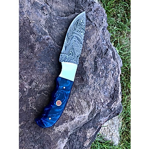 ONEHOPE BLADES Handmade Damascus Steel Hunting Knife With Leather Sheath, 8 inches Fixed Blade Tactical Survival Hand Forged Hunting Bushcraft Camping Knife (BLUE)
