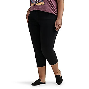 Lee Women's Size Legendary Mid-Rise 21" Capri Jean, Black, 22 Plus