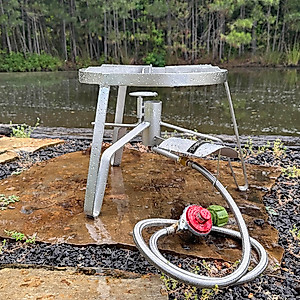 Bayou Classic SS1 14-in Stainless Single Jet Cooker Features 14-in Cooking Surface 11.5-in Tall Welded Frame 10-psi Pre-Set Regulator w/ 48-in Stainless Braided Hose