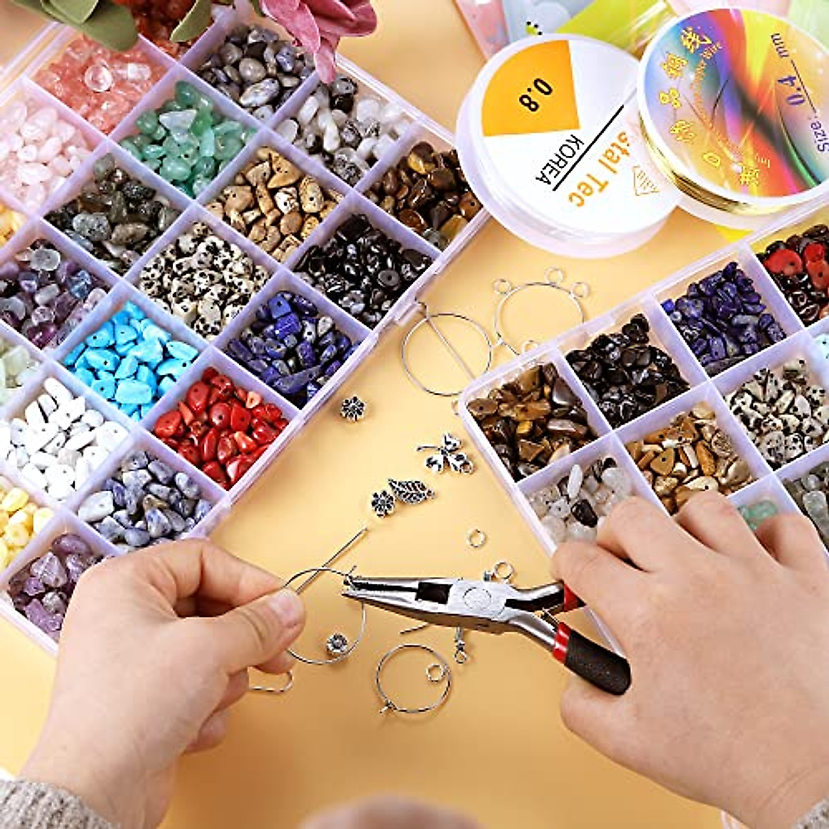 1250+ Pcs Crystal Beads for Jewellery Making 24 Colors Irregular Gemstone Chip Beads for Necklace Bracelet Ring Earring DIY Crystal Jewellery Making Kit