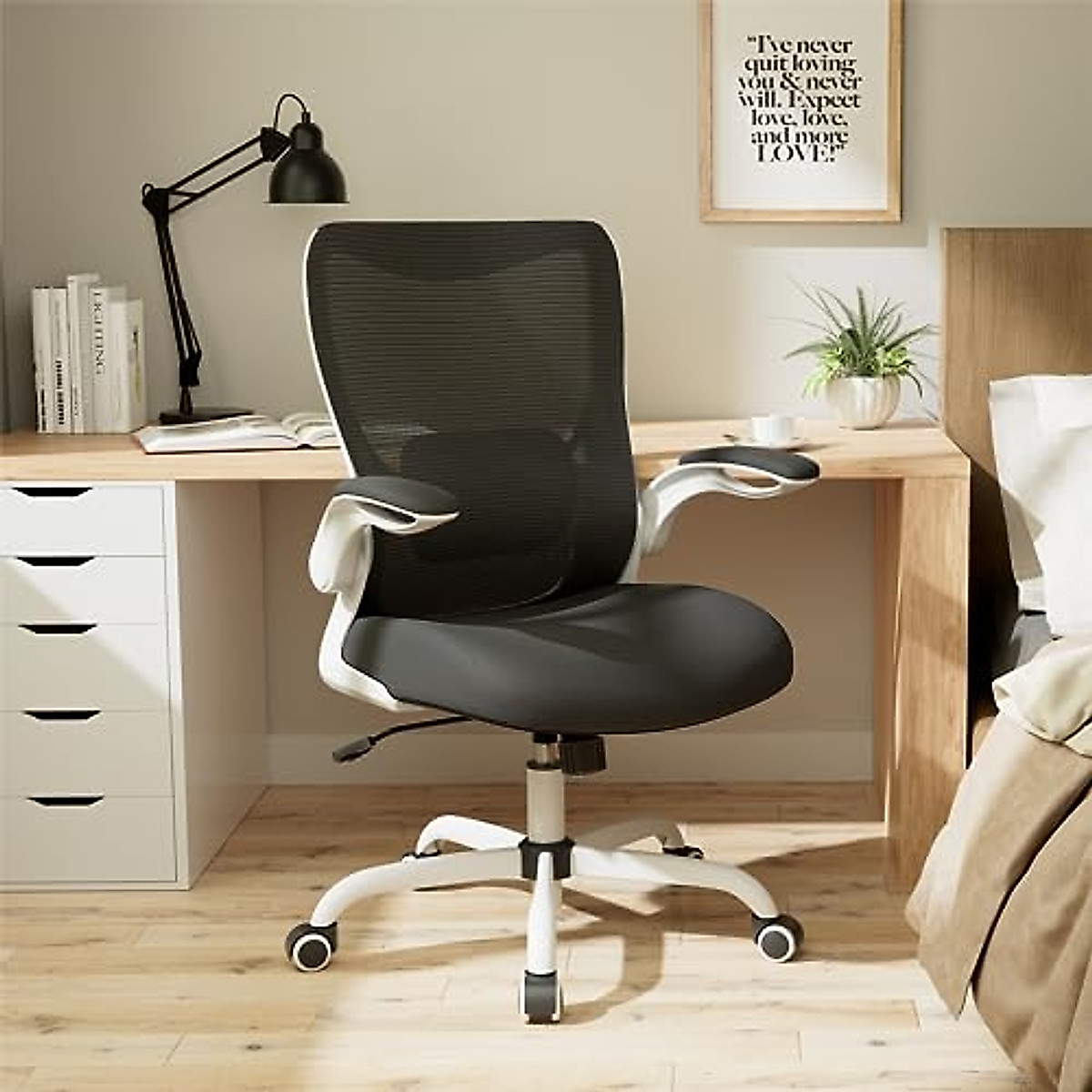 MUXX.STIL Office Chair, Ergonomic Desk Chair with Adjustable Lumbar Support and Flip up Armrest, Breathable Mesh Computer Chair for Home Office, White