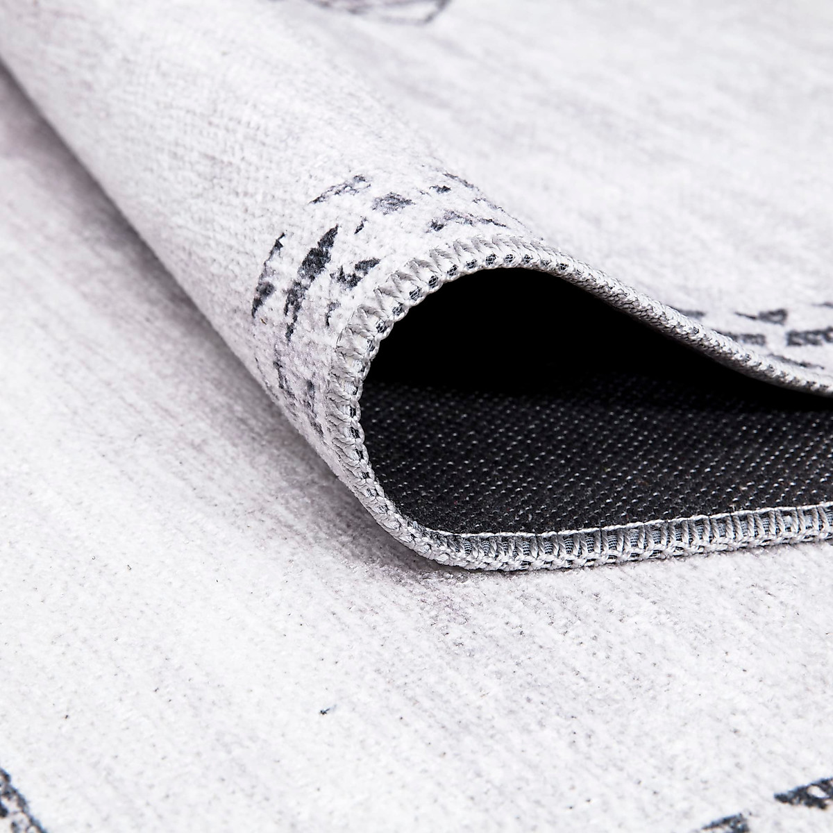 Bloom Rugs Mysia Washable 4x6 Rug - Ivory/Black Modern Geometric Area Rug for Living Room, Bedroom, Dining Room, and Kitchen - Exact Size: 4' x 6'