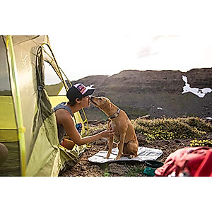 Ruffwear, Highlands Dog Pad, Portable Dog Bed for Outdoor Use, Cloudburst Gray, Medium