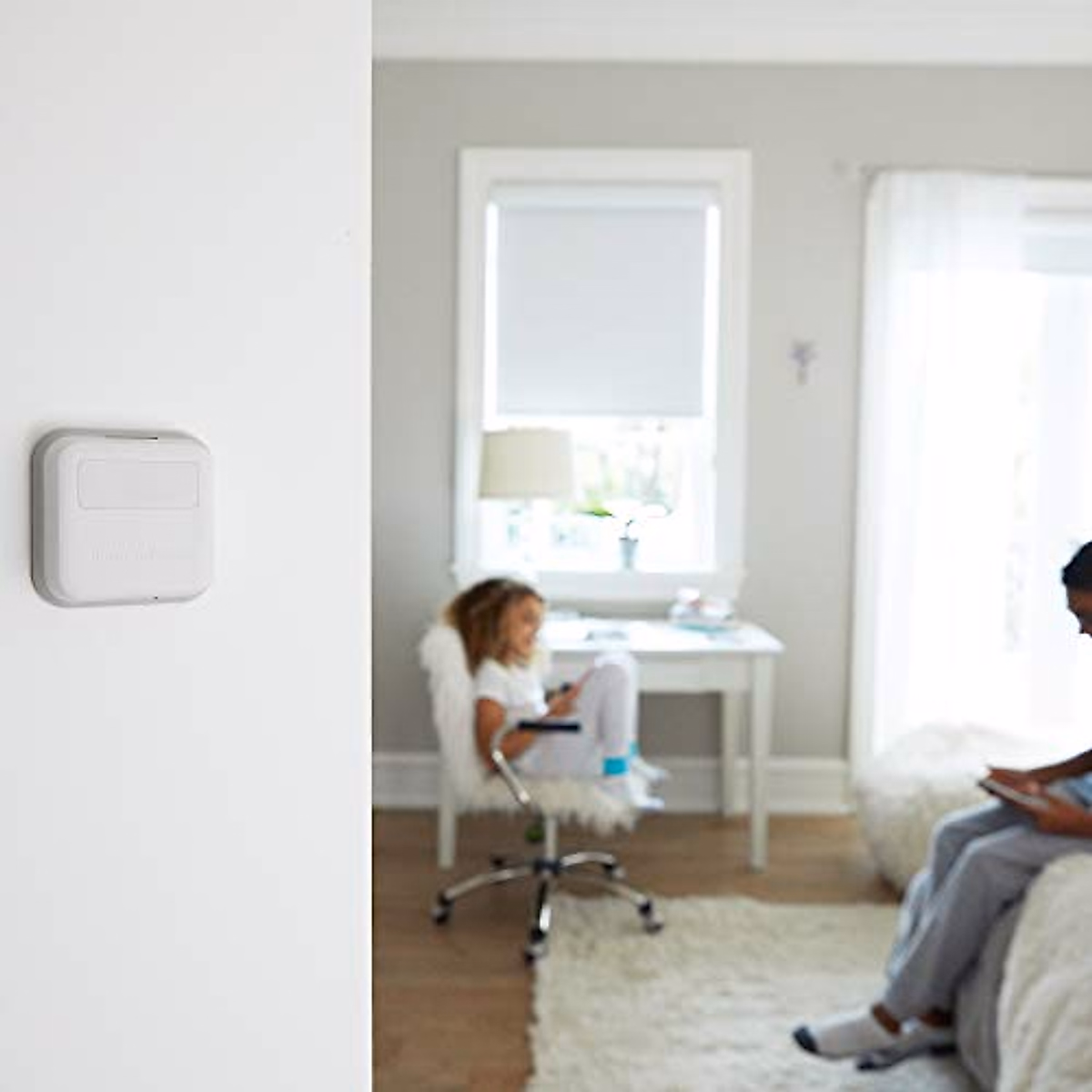 Honeywell Home RCHTSENSOR-2PK, Smart Room Sensor works with T9/T10 WIFI Smart Thermostats
